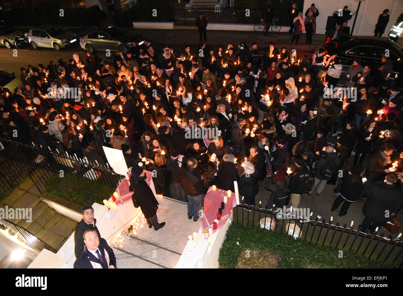 London, UK, 5th Feb 2015 : Hundreds of Jordanian hold a Candlelight ...