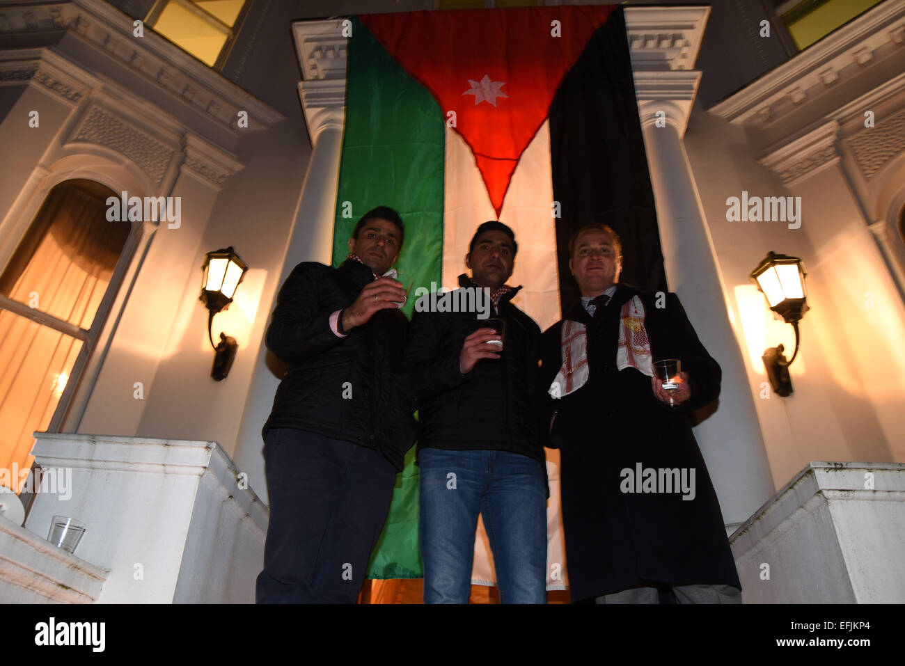 London, UK, 5th Feb 2015 : Hundreds of Jordanian hold a Candlelight ...