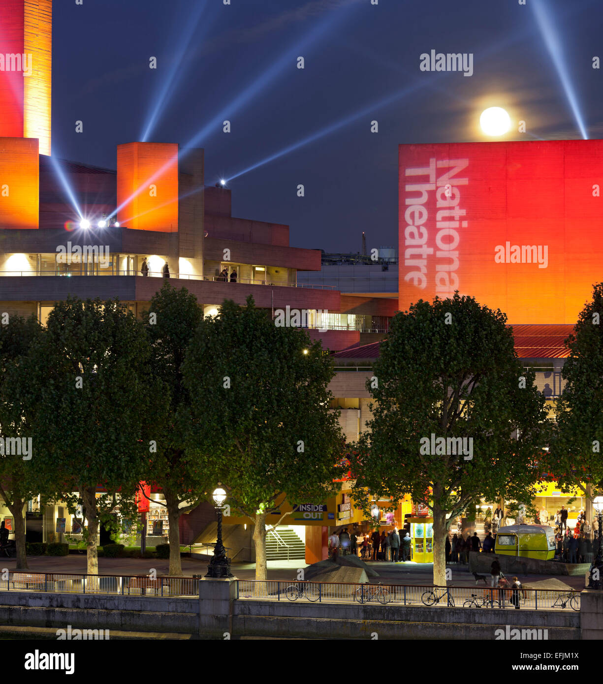 Waterloo bridge lights hi-res stock photography and images - Alamy