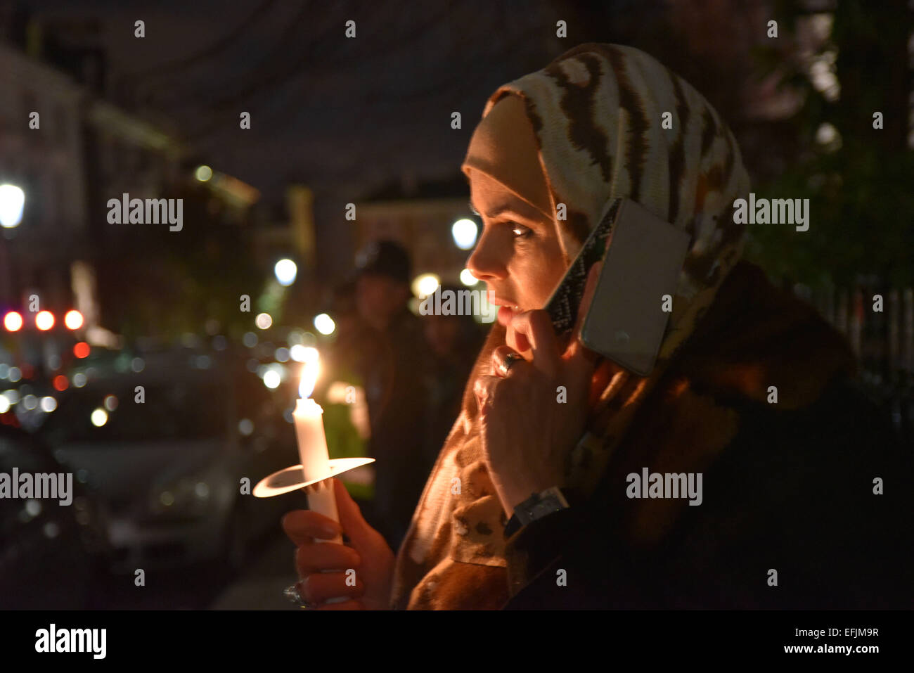 London, UK, 5th Feb 2015 : Hundreds of Jordanian hold a Candlelight ...