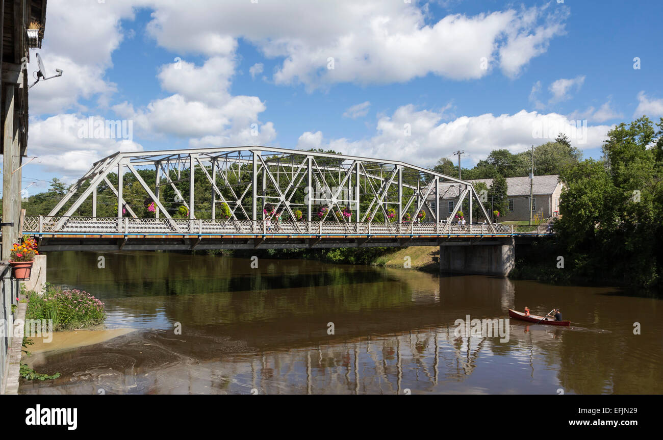 Elora bridge on sunny day Stock Photo - Alamy