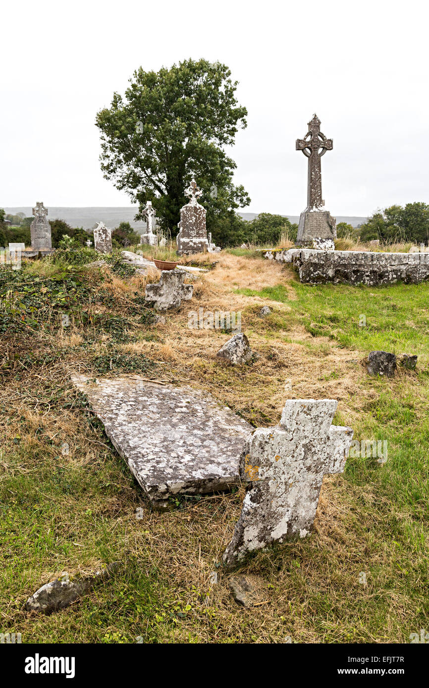 Ruined church and graves, Rathborney, Co. Clare, Ireland Stock Photo ...