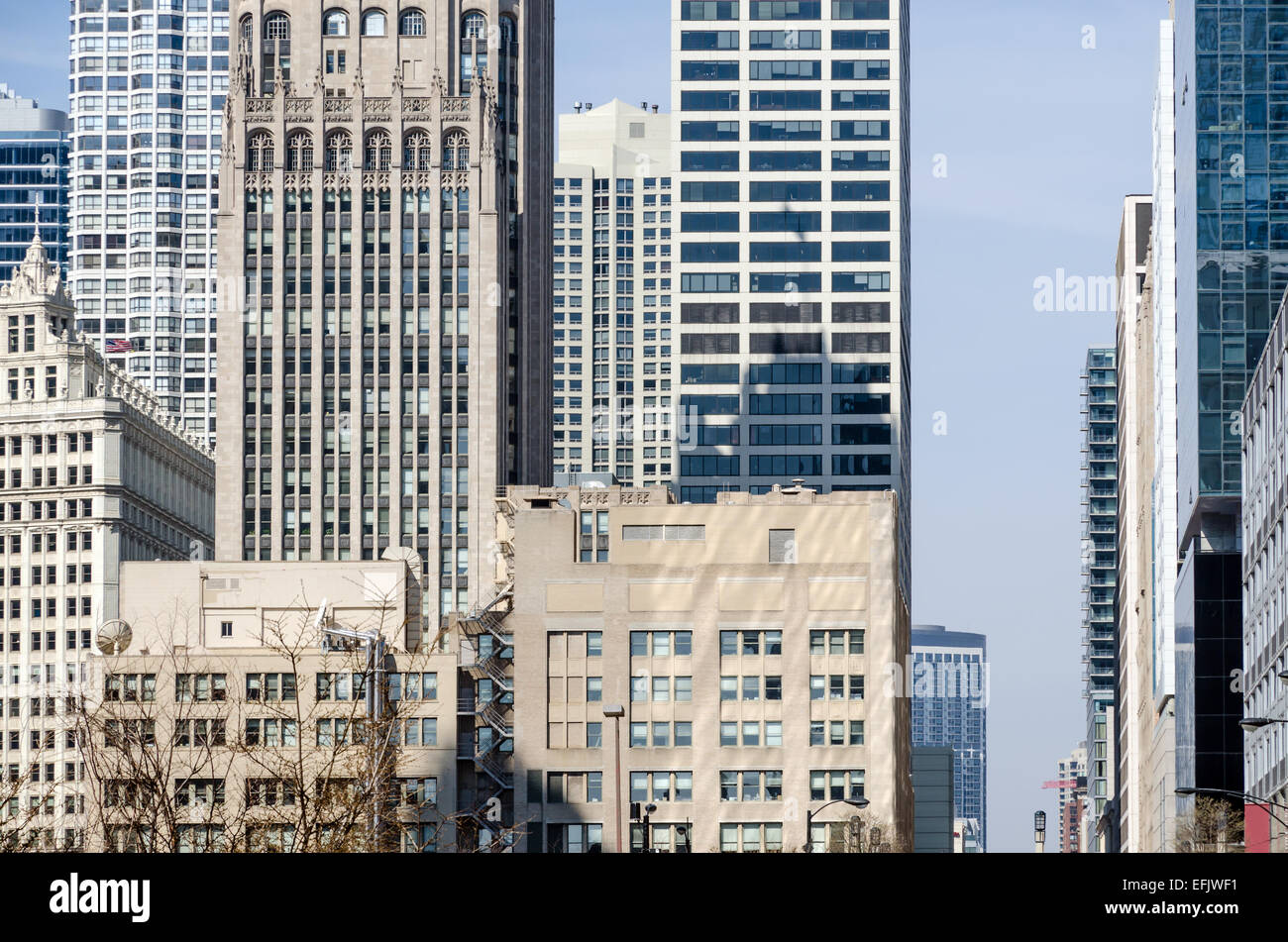 View of buildings on downtown Chicago Stock Photo - Alamy