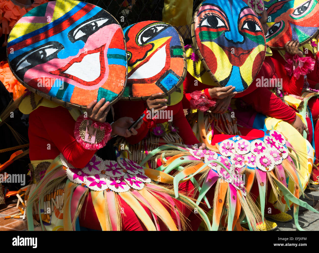 Hiding from the sun Stock Photo - Alamy
