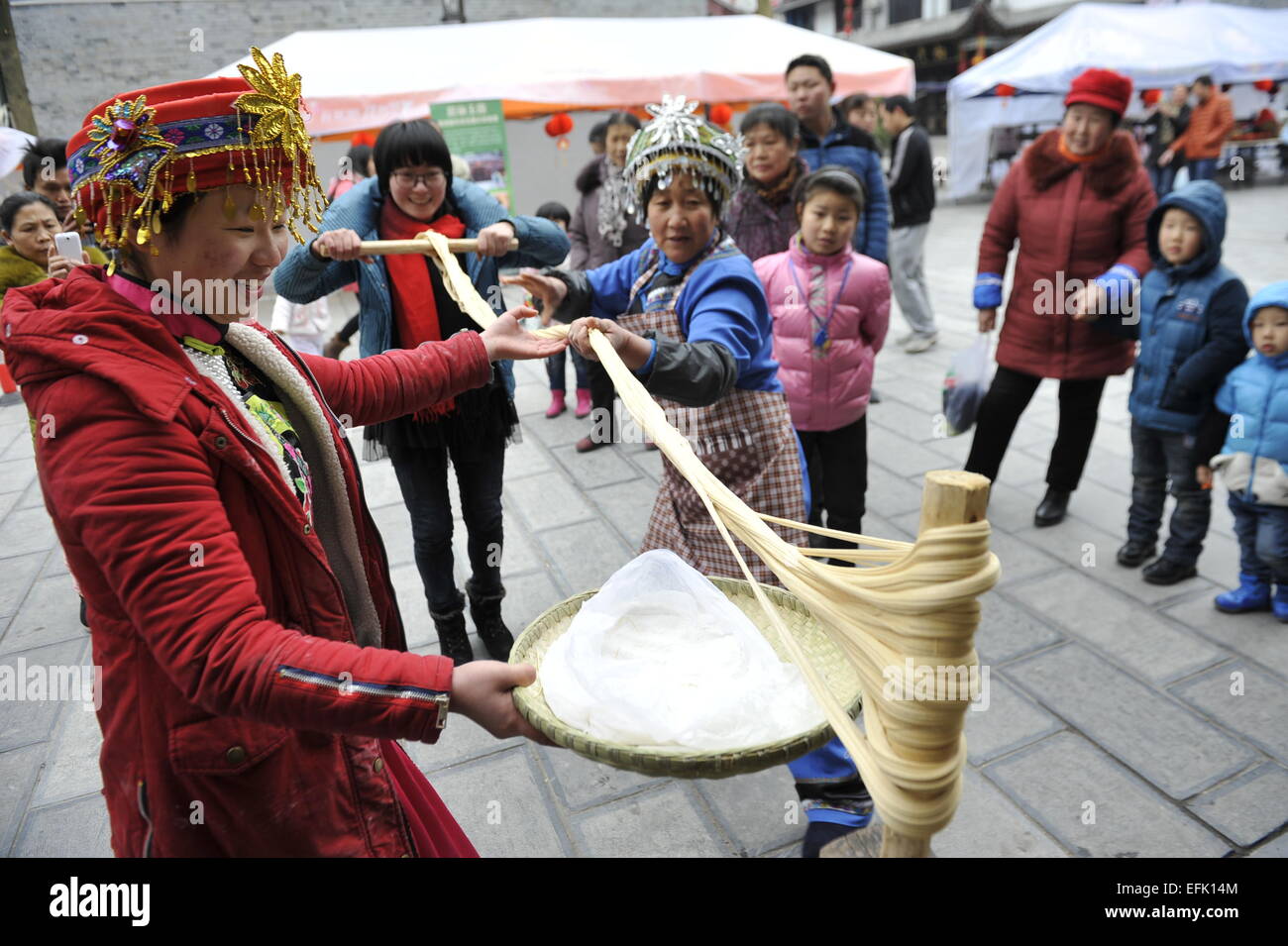 Tujia people hi-res stock photography and images - Alamy