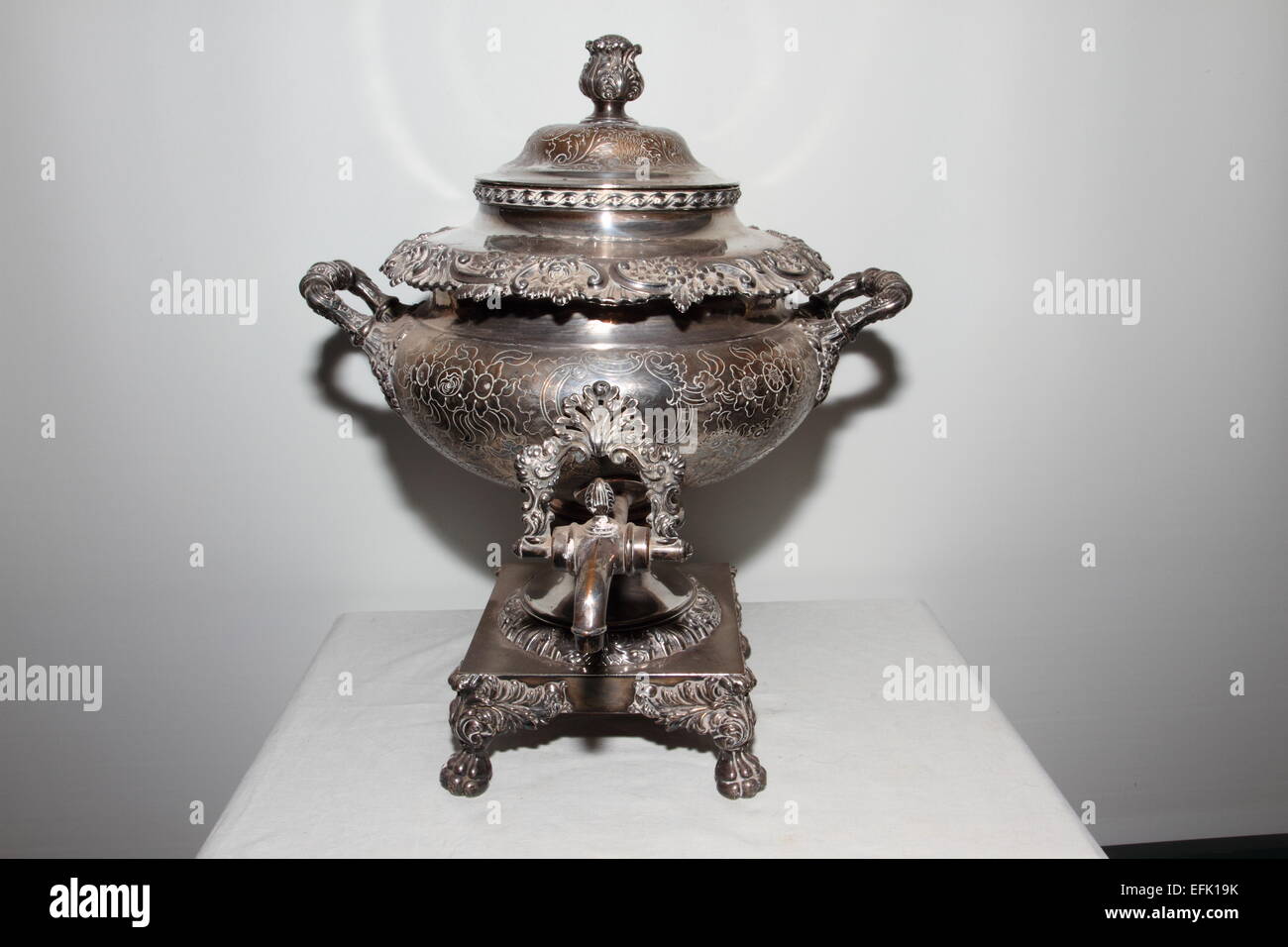Russian samovar Stock Photo - Alamy