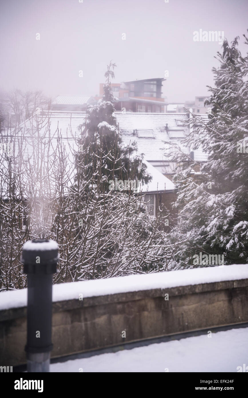 Smoke and snow hi-res stock photography and images - Alamy