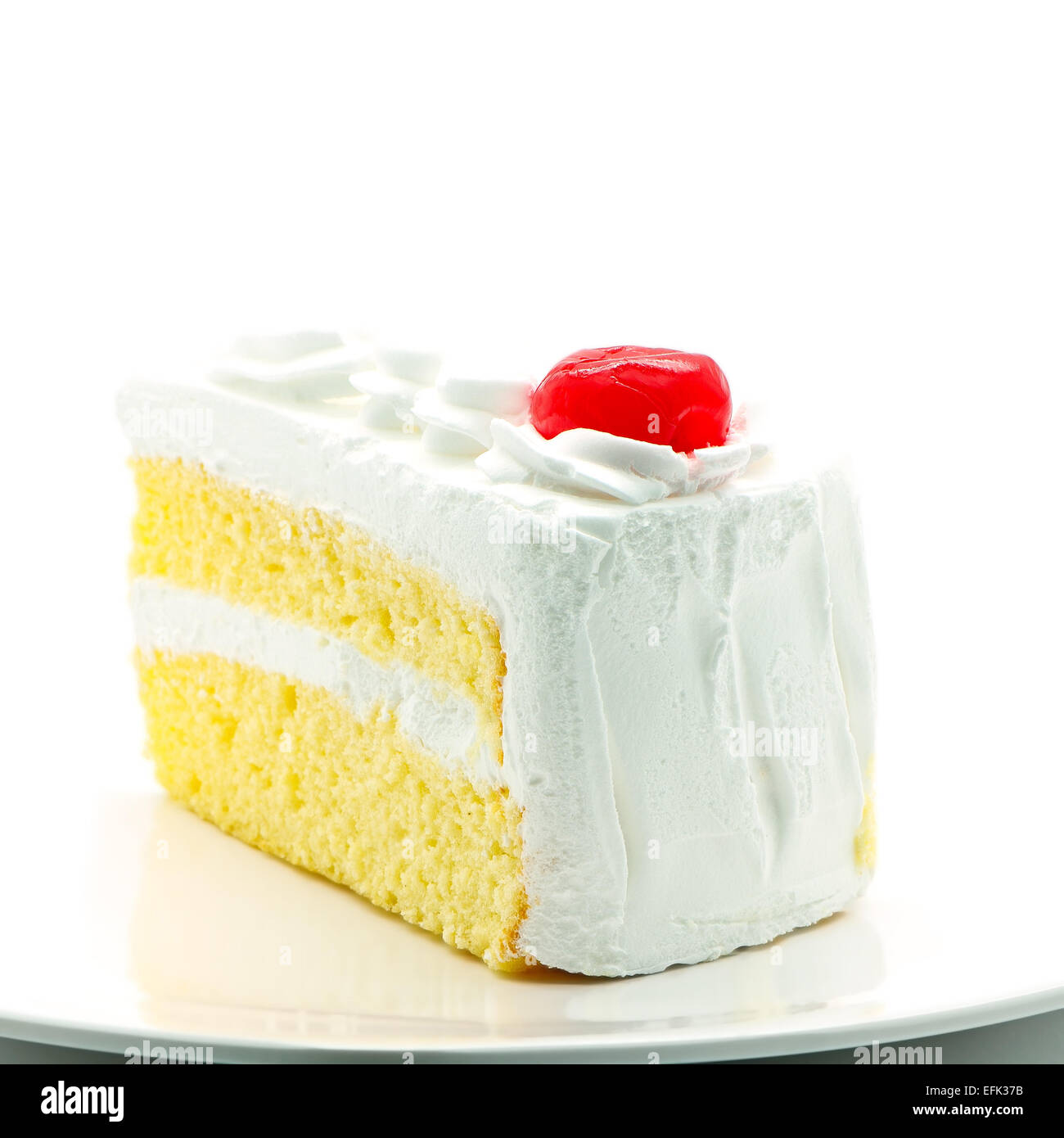 Closeup delicious creamy cake hi-res stock photography and images - Alamy