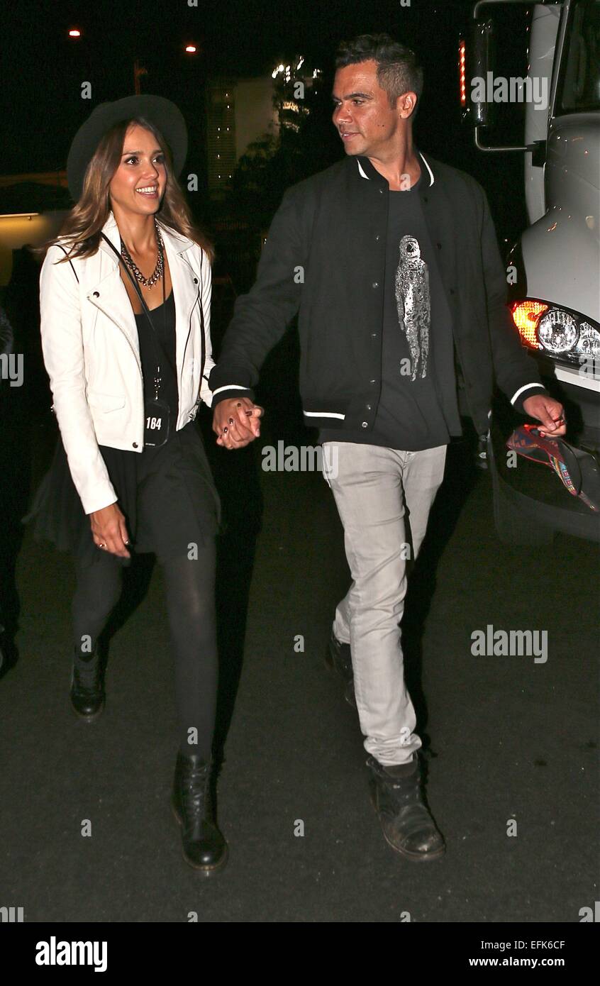 Jessica Alba and Cash Warren leave Rose Bowl in Pasadena after watching ...