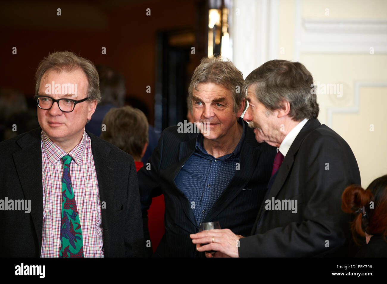 Mark ellen chatting hi-res stock photography and images - Alamy