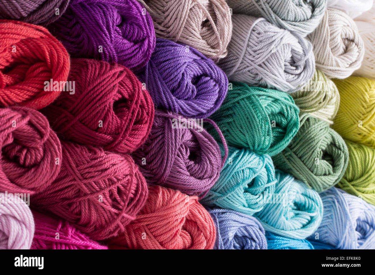 Handcraft yarn hi-res stock photography and images - Alamy