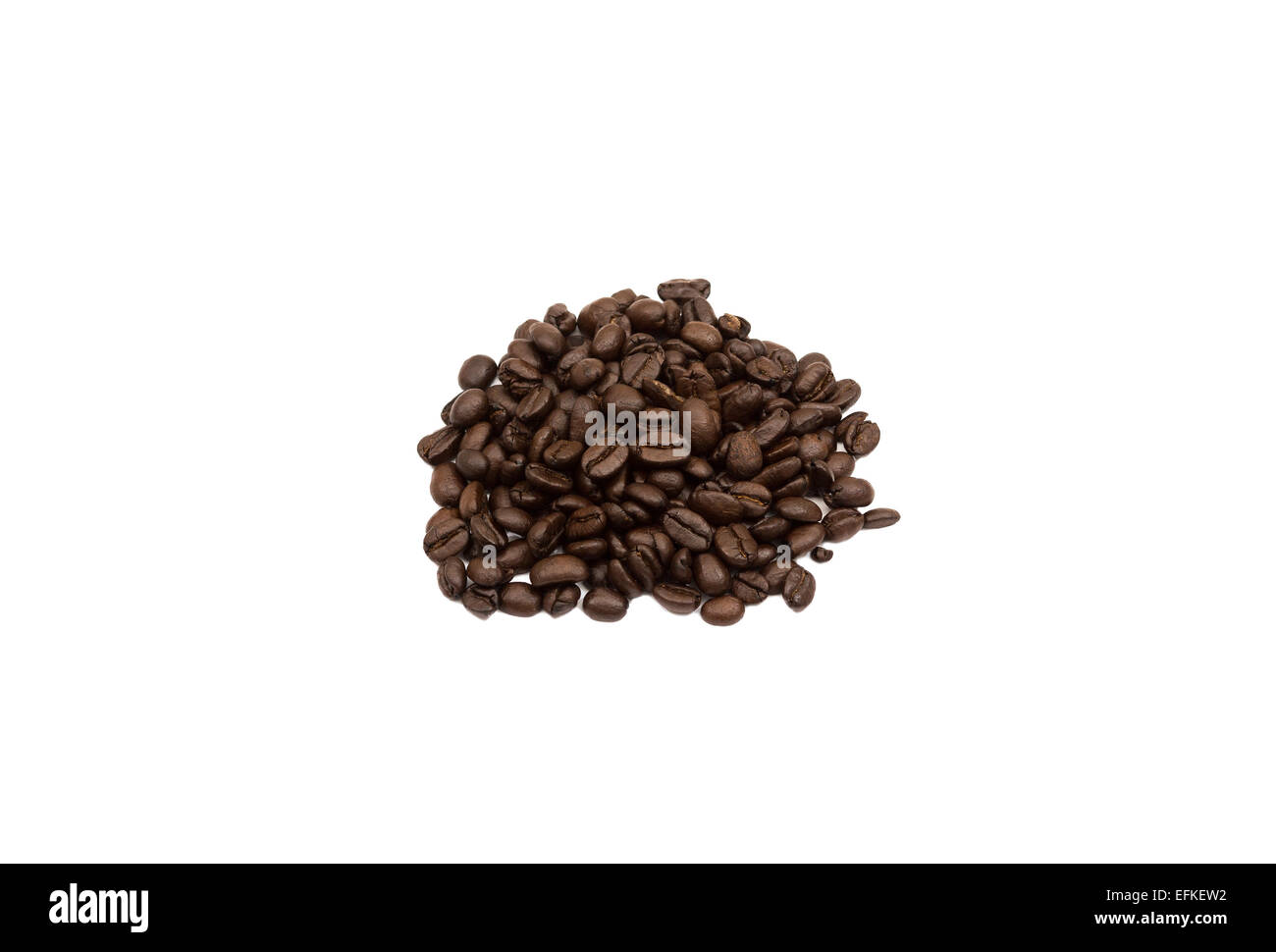 Pile of loose Coffee Beans isolated on white Stock Photo - Alamy