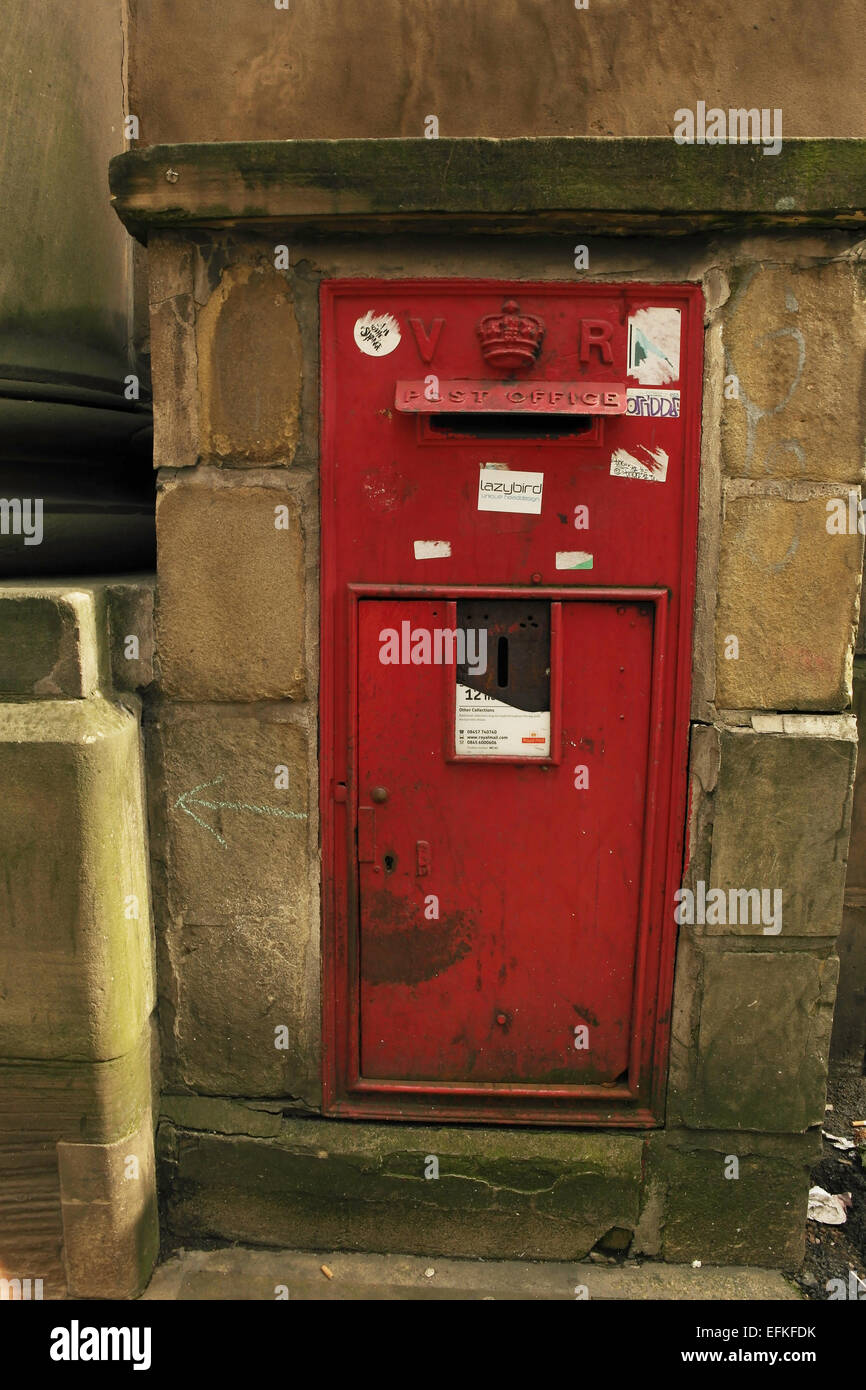 Lancashire post box sunny hi-res stock photography and images - Alamy