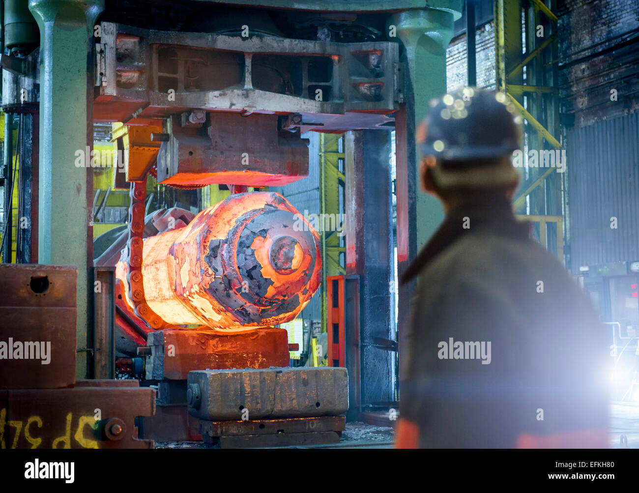 Metal forging machine hi-res stock photography and images - Alamy