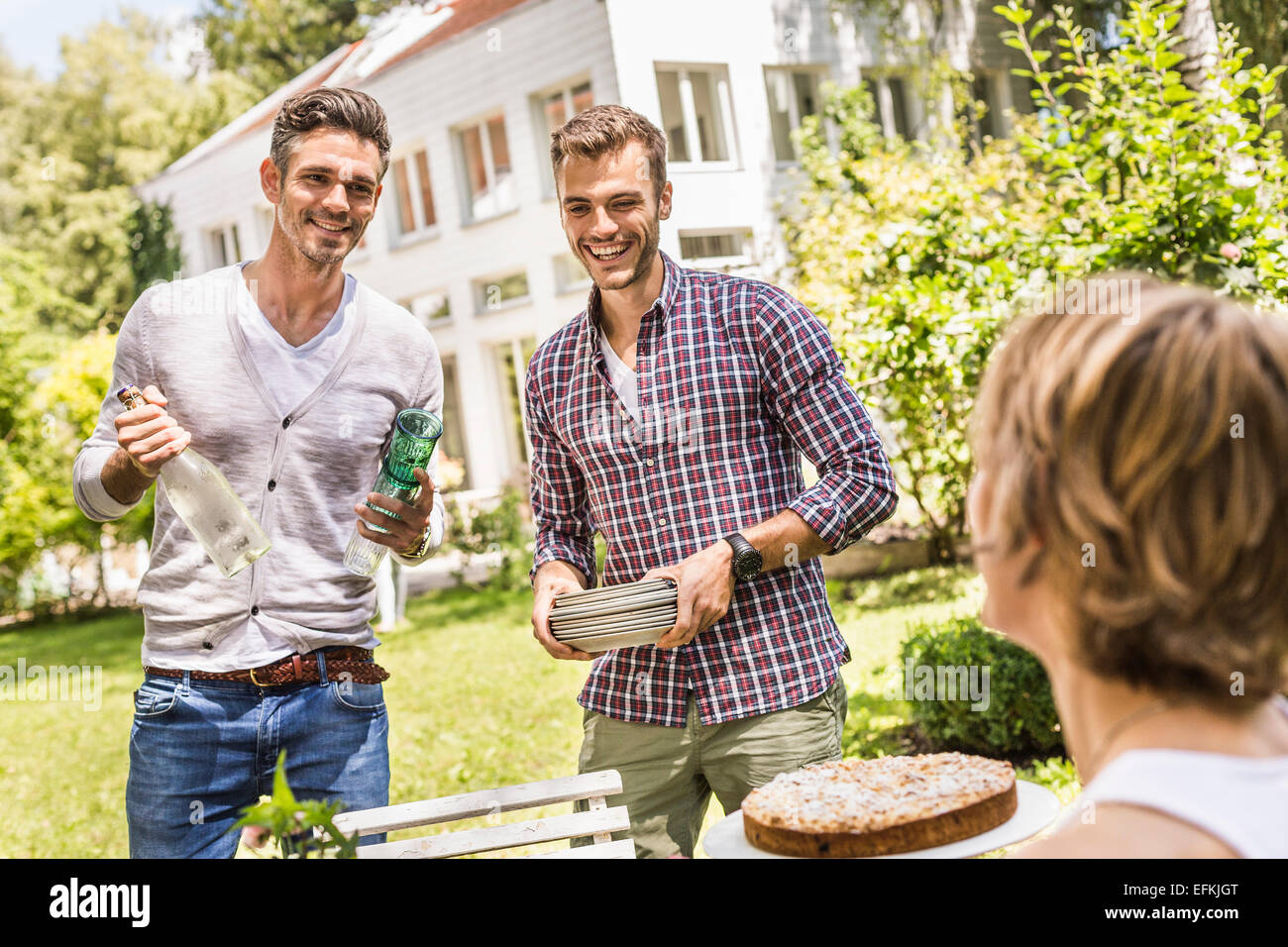 Friends Set Up In New York at Becky Moreno blog