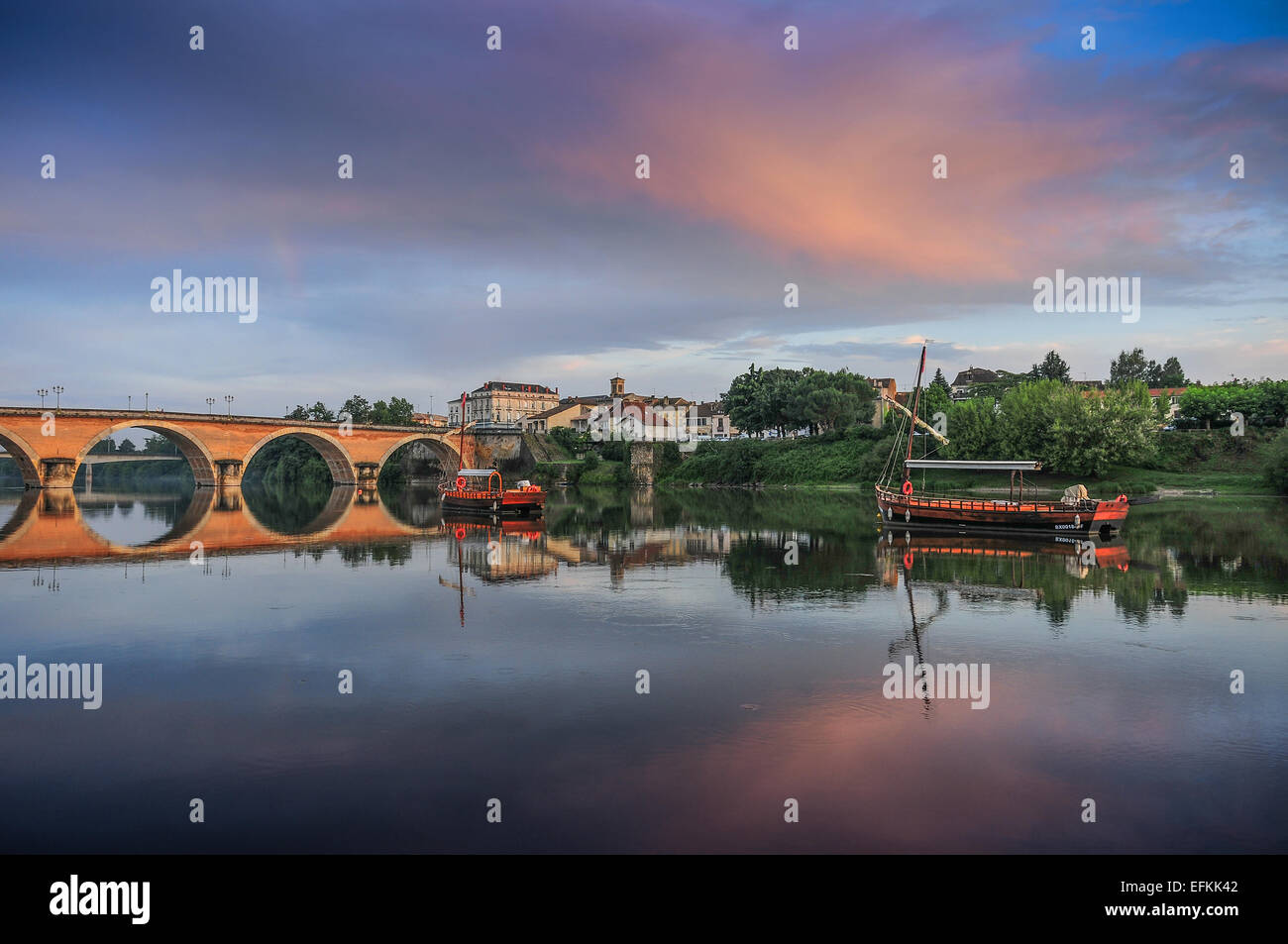 Bergerac hi-res stock photography and images - Alamy