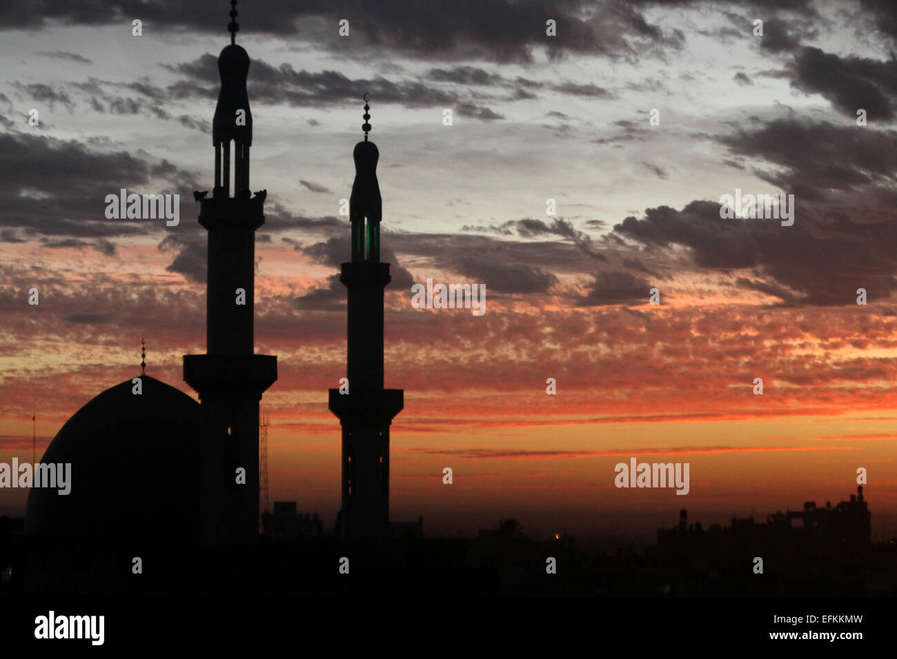 Rafah, Gaza Strip, Palestinian Territory. 6th Feb, 2015. A minaret of a ...