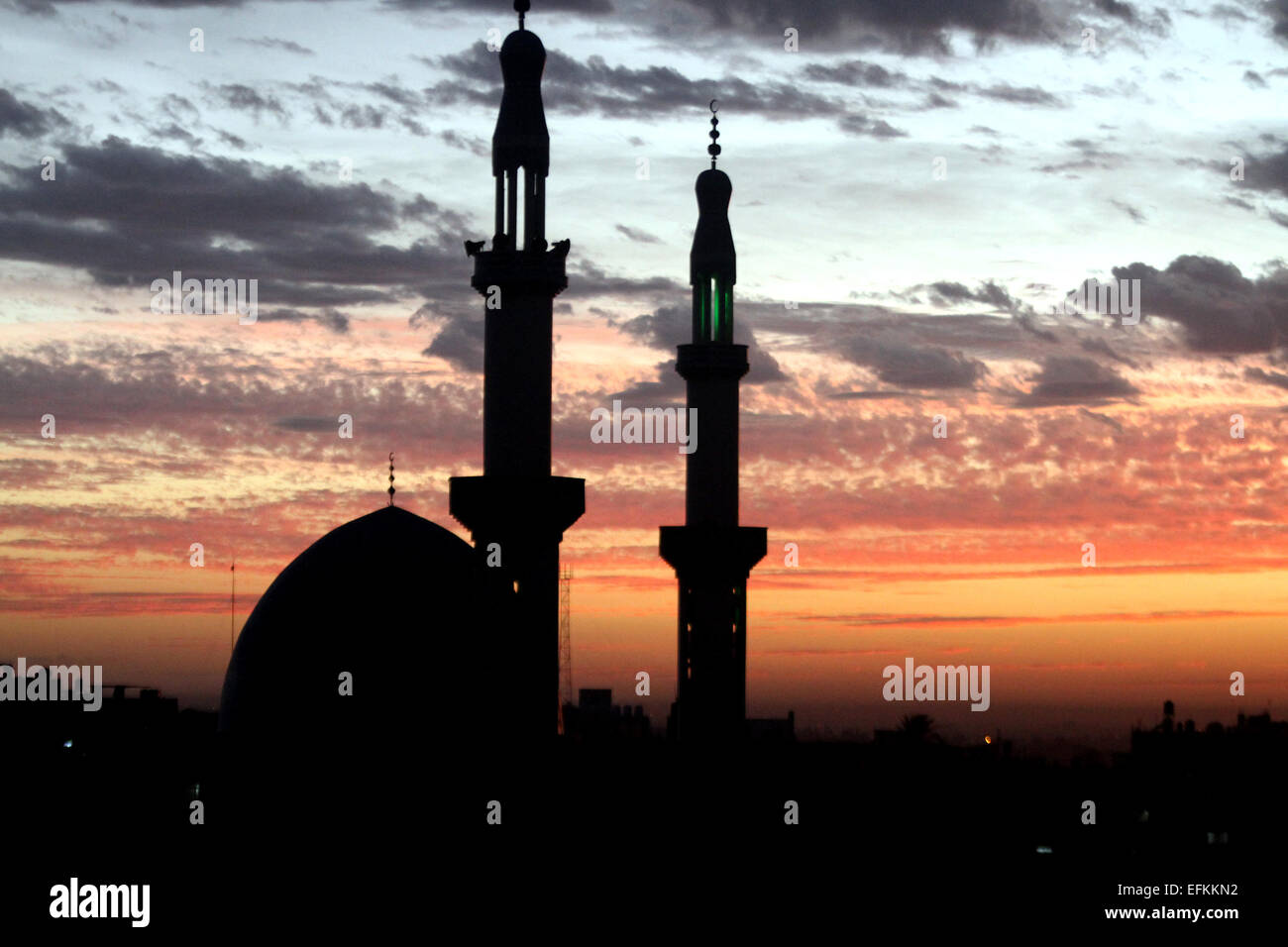 Rafah, Gaza Strip, Palestinian Territory. 6th Feb, 2015. A minaret of a ...