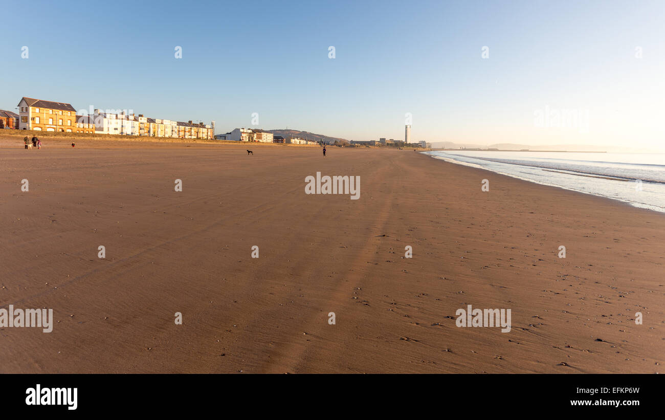 Swansea beach hi-res stock photography and images - Alamy