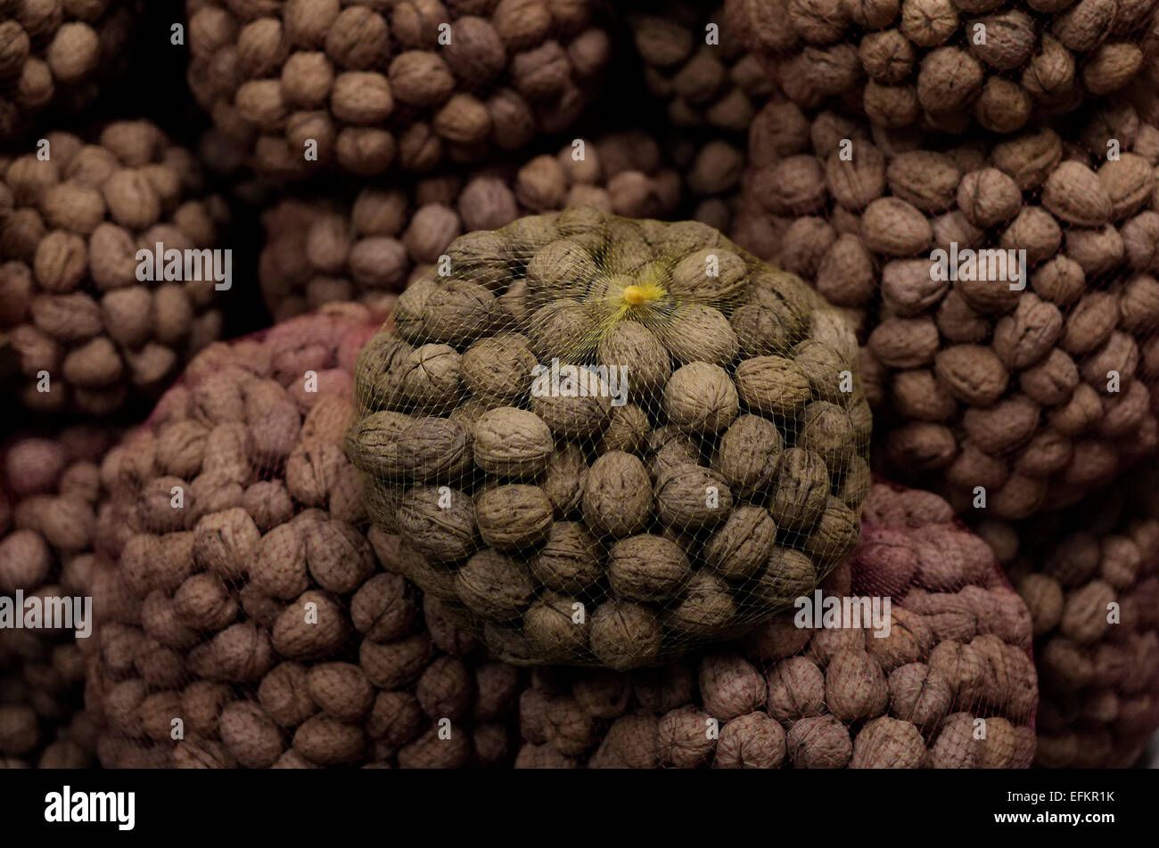 Shell stack hi-res stock photography and images - Alamy
