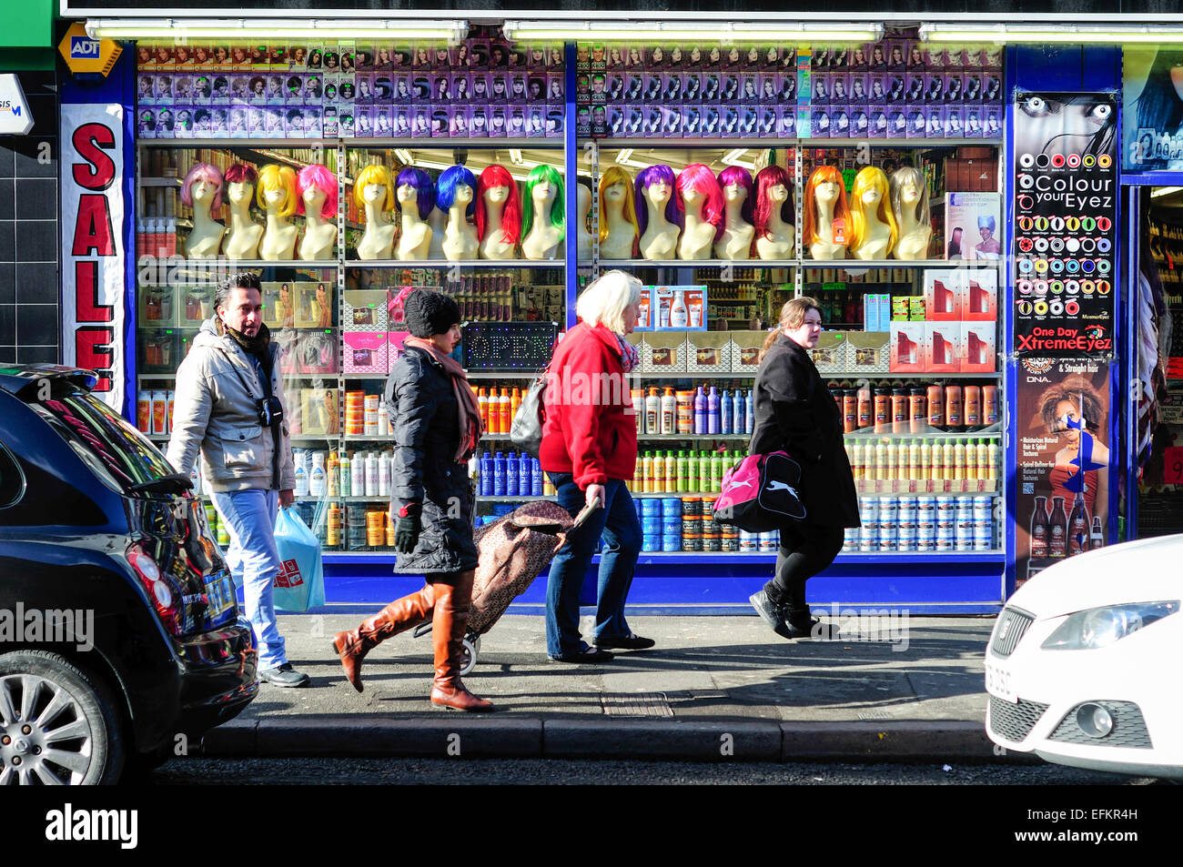 Beauty product store hi-res stock photography and images - Alamy