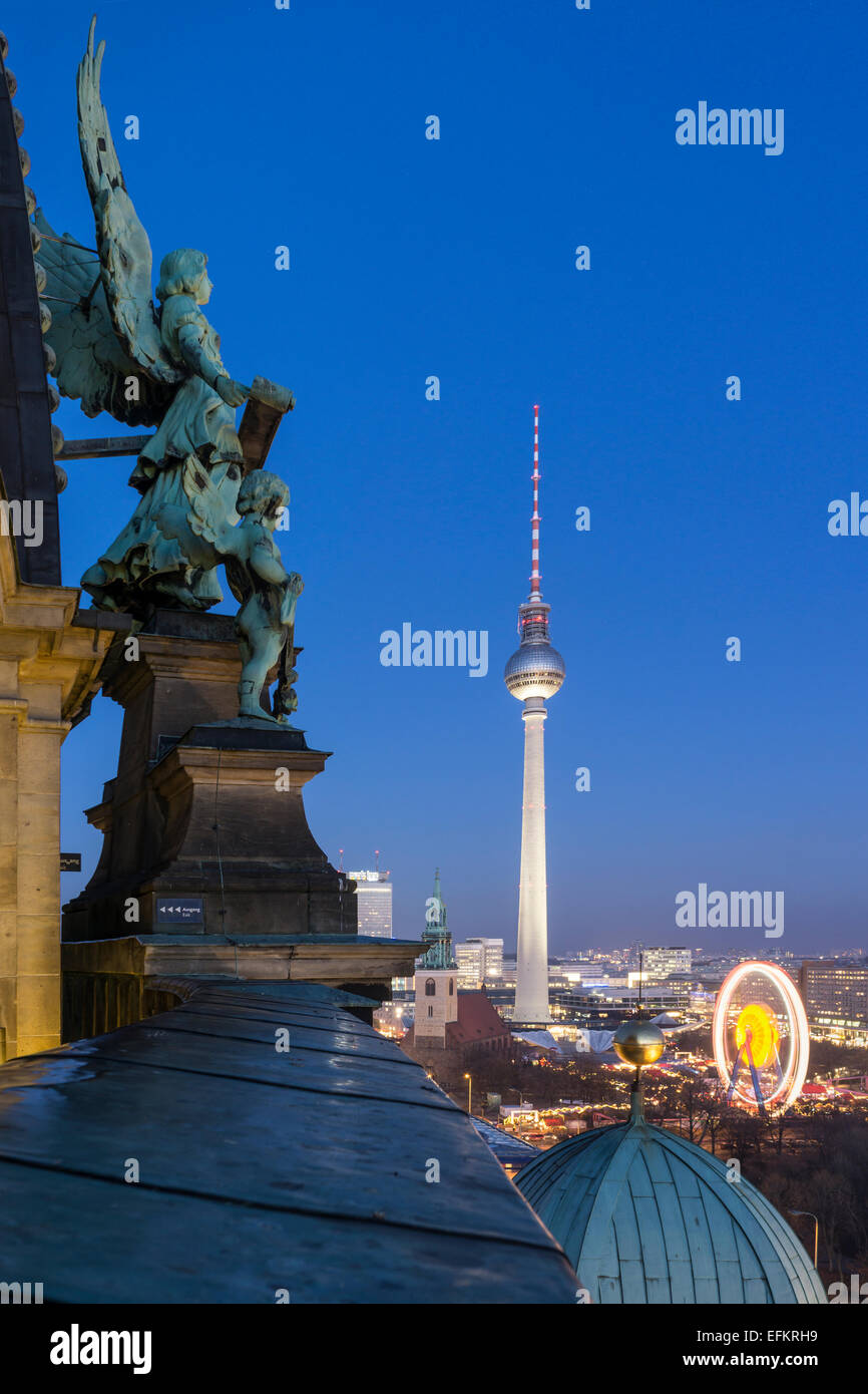 Angel berlin cathedral hi-res stock photography and images - Alamy