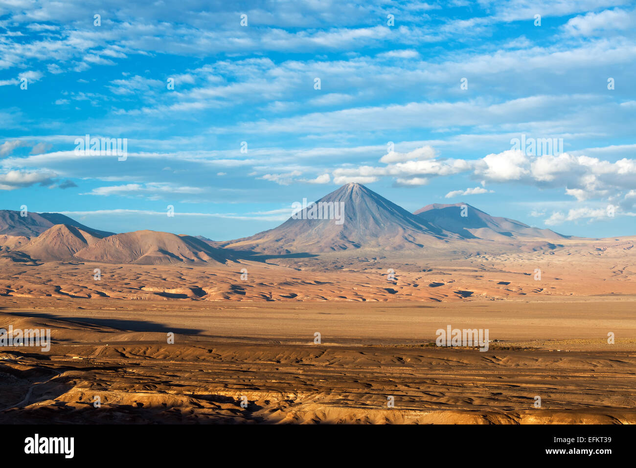 View of Licancabur Volcano and the Atacama desert near San Pedro, Chile ...
