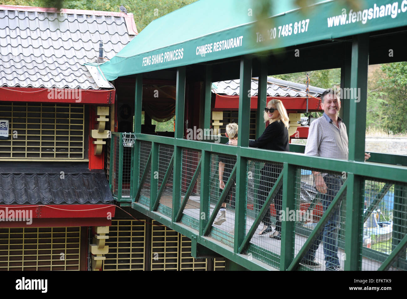 Gwen Stefani and her family enjoy dinner at Feng Shang Princess, a ...