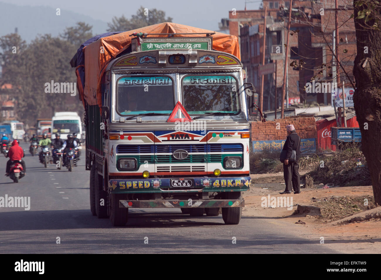 Road nepal hi-res stock photography and images - Alamy