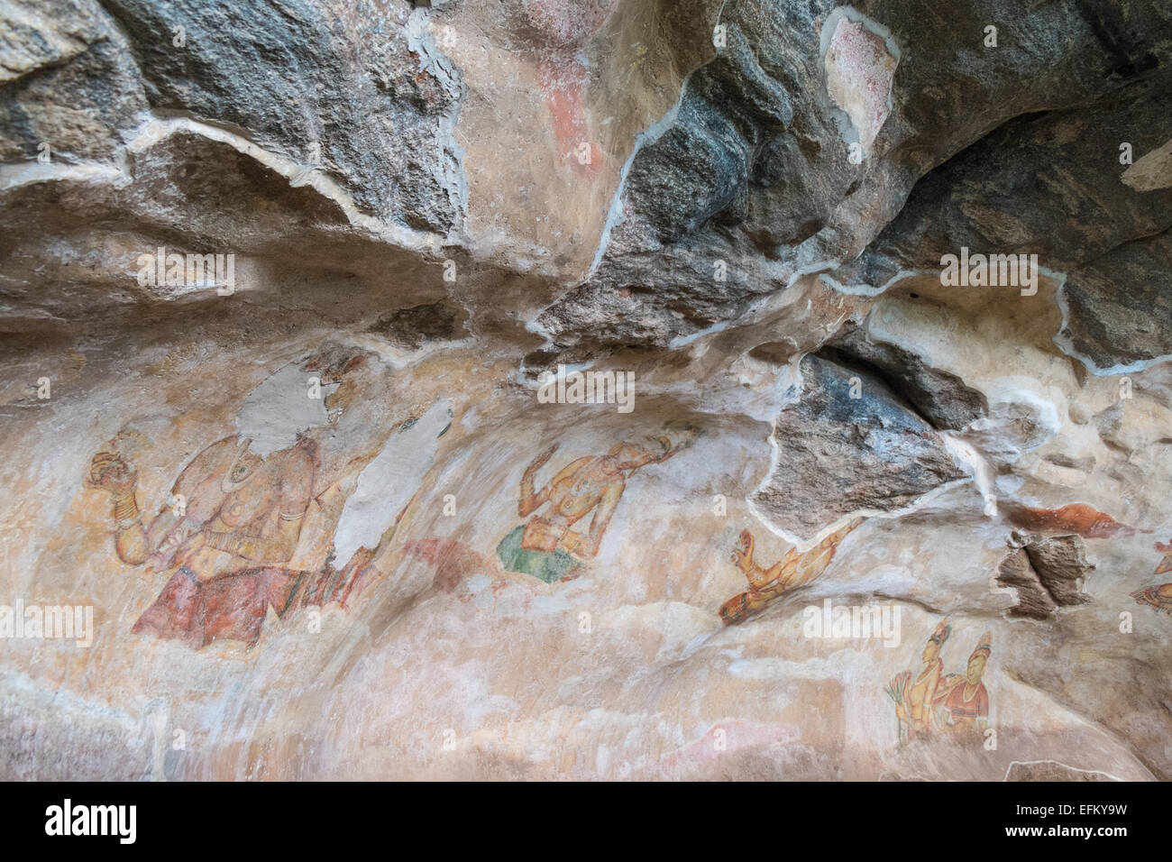 Sigiriya rock damsels hi-res stock photography and images - Alamy