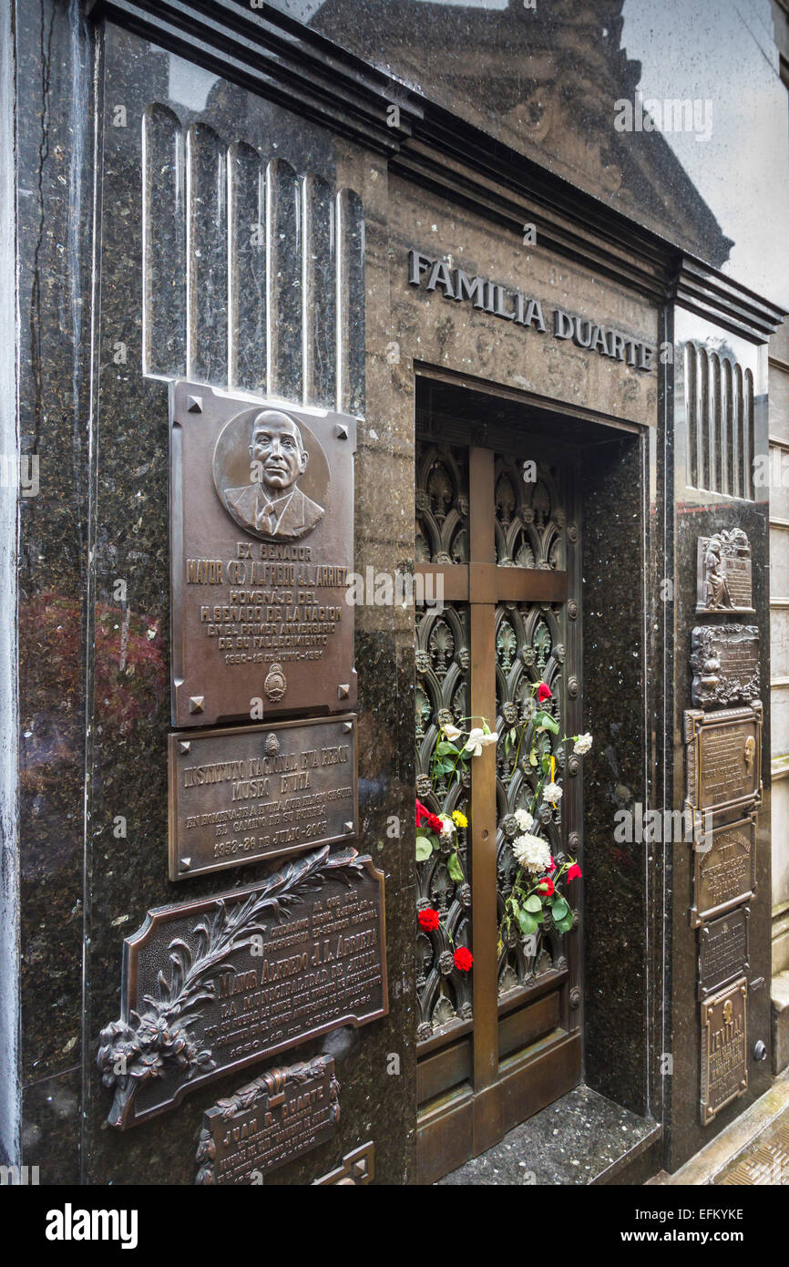Exterior of the iconic Duarte family (Familia Duarte) mausoleum and ...