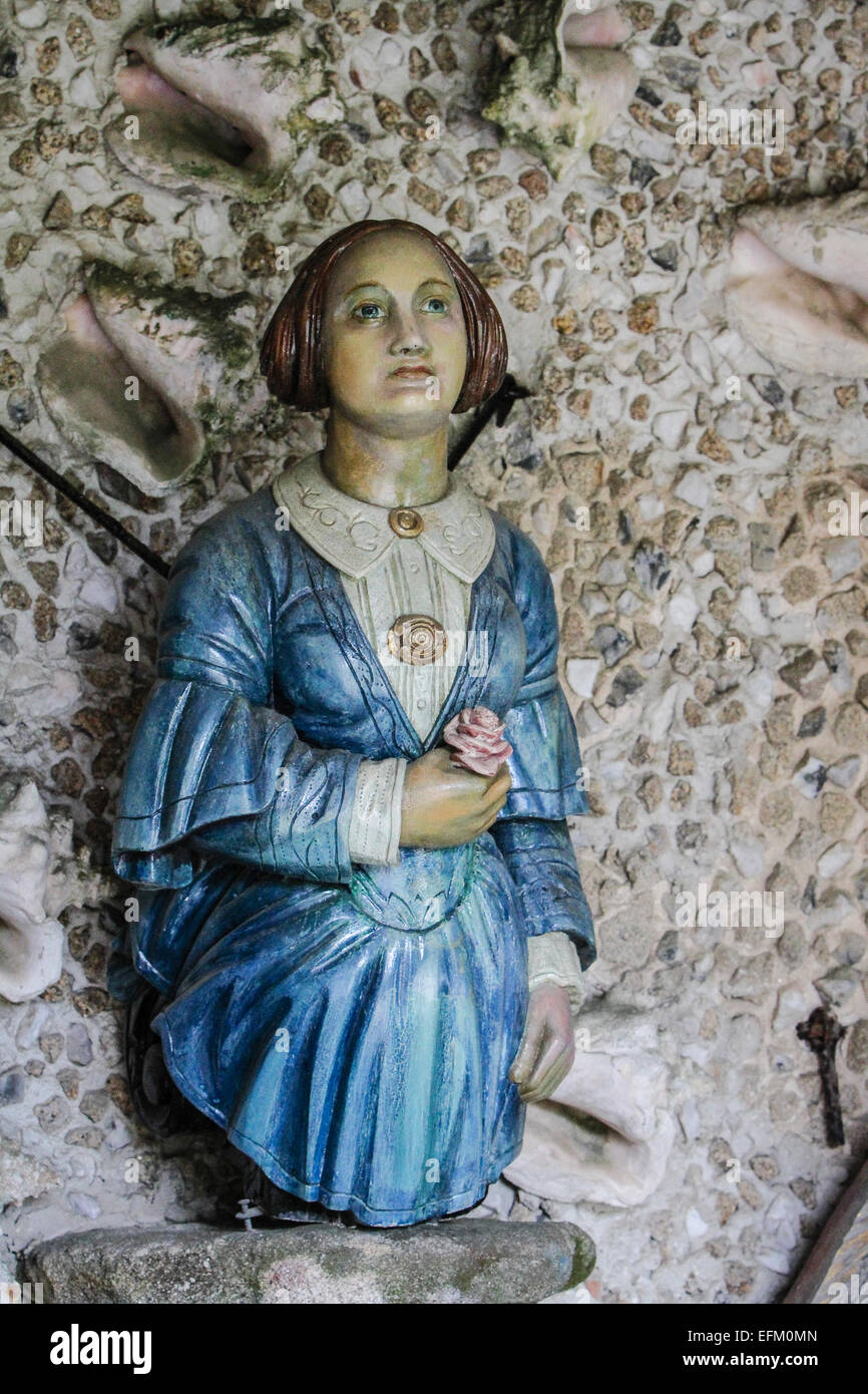 Woman figurehead hi-res stock photography and images - Alamy