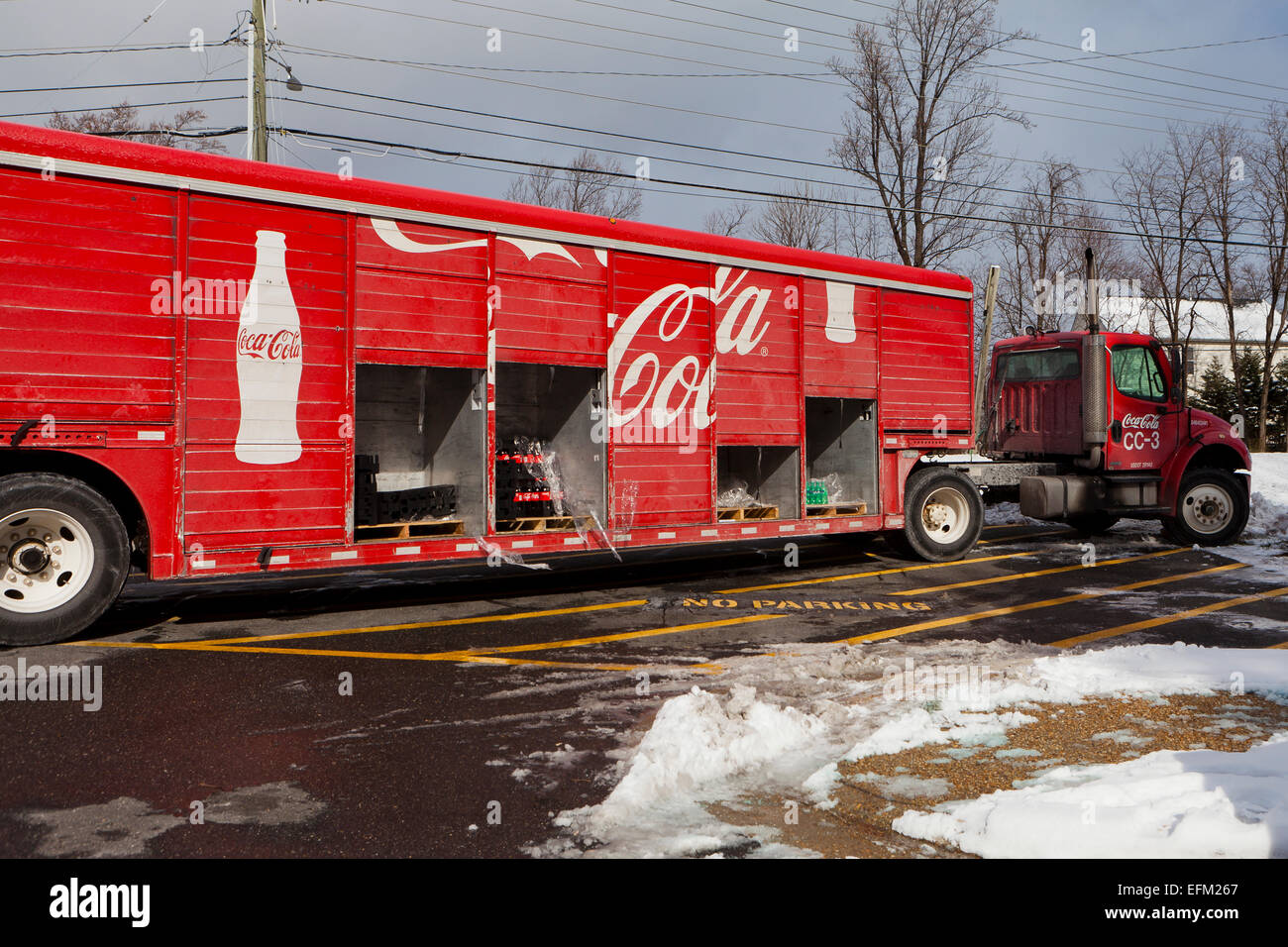Coca Cola delivery truck - USA Stock Photo - Alamy