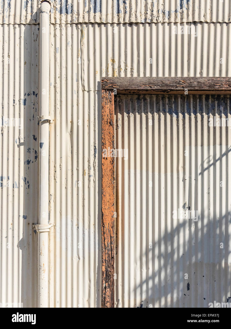 Corrugated steel buildings hi-res stock photography and images - Alamy