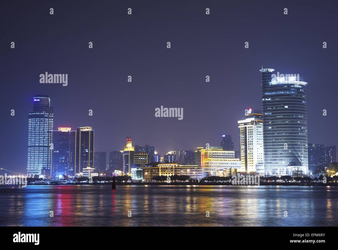 Xiamen night view hi-res stock photography and images - Alamy