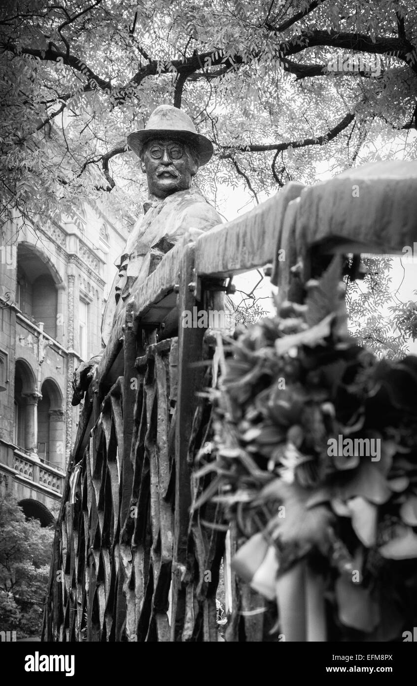 1956 hungarian uprising hi-res stock photography and images - Alamy