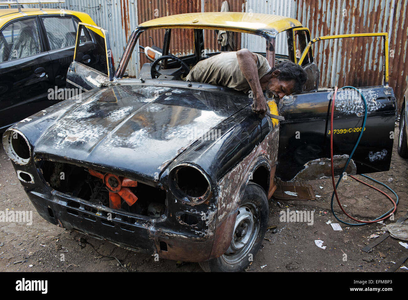 Bombay En Un Coche Tenemos Nuevas Placas Ahora? Vi Esto En Mumbai En
