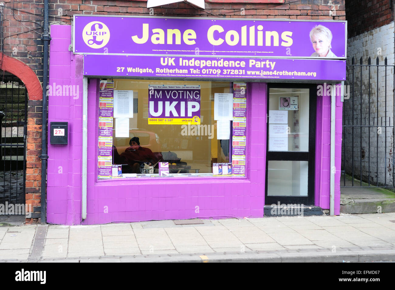 Wellgate hi-res stock photography and images - Alamy