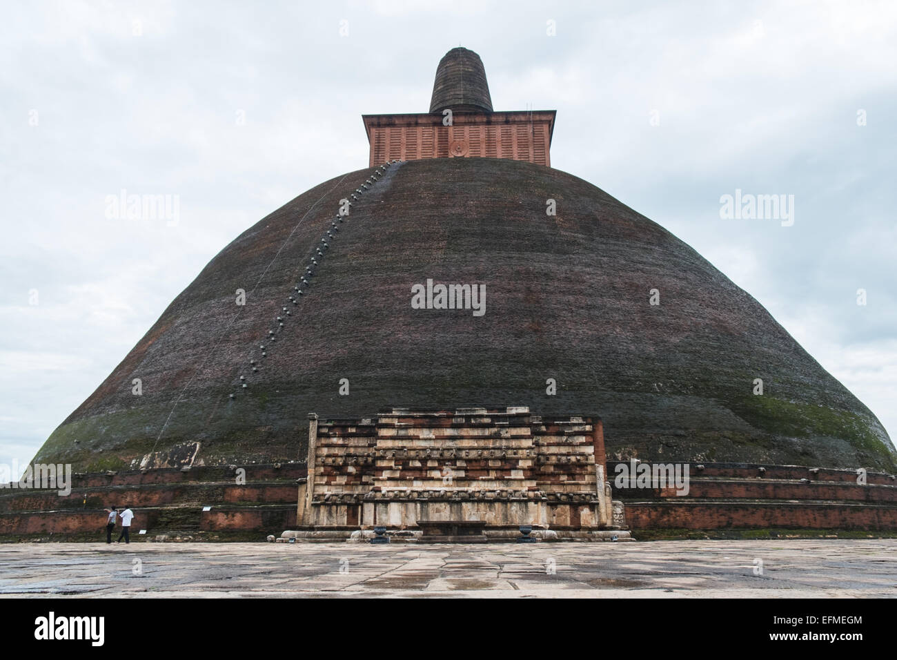 One of the worlds biggest brick buildings, anuradhapura,jetavanarama ...