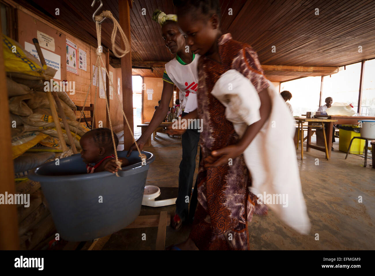 Mamadou m'baiki health center msf hi-res stock photography and images ...
