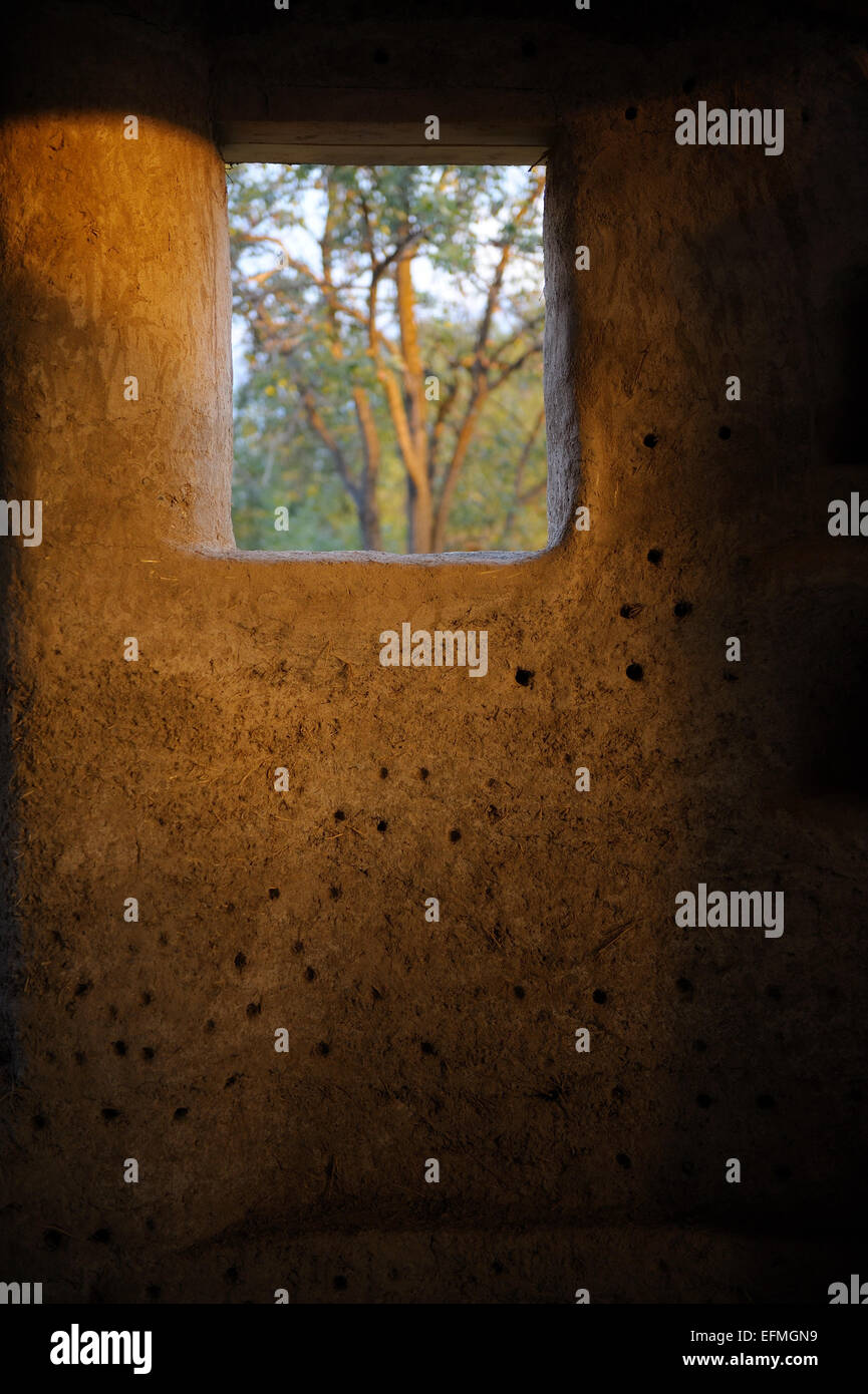 Cob house hi-res stock photography and images - Alamy