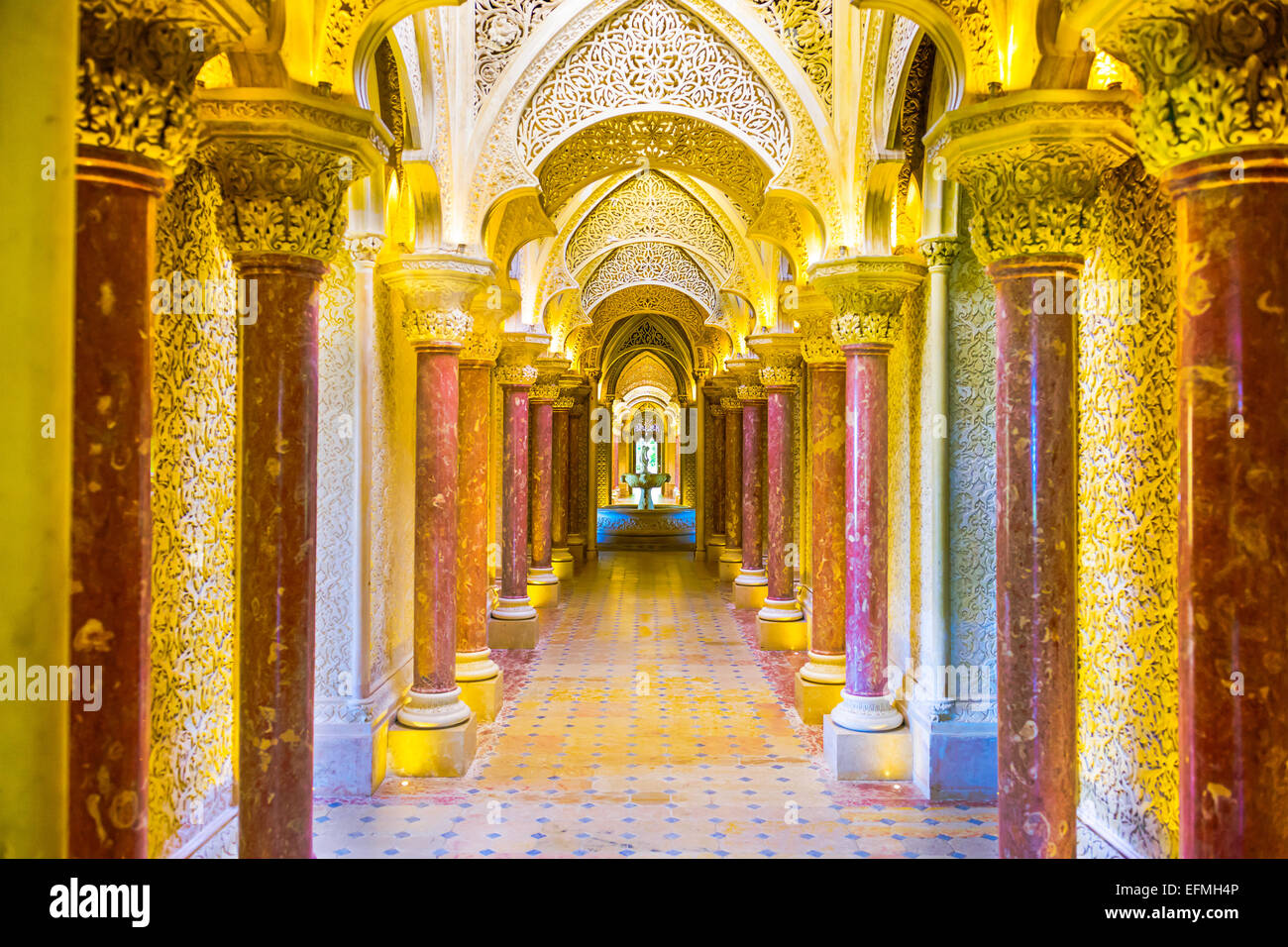 Monserrate Palace Night