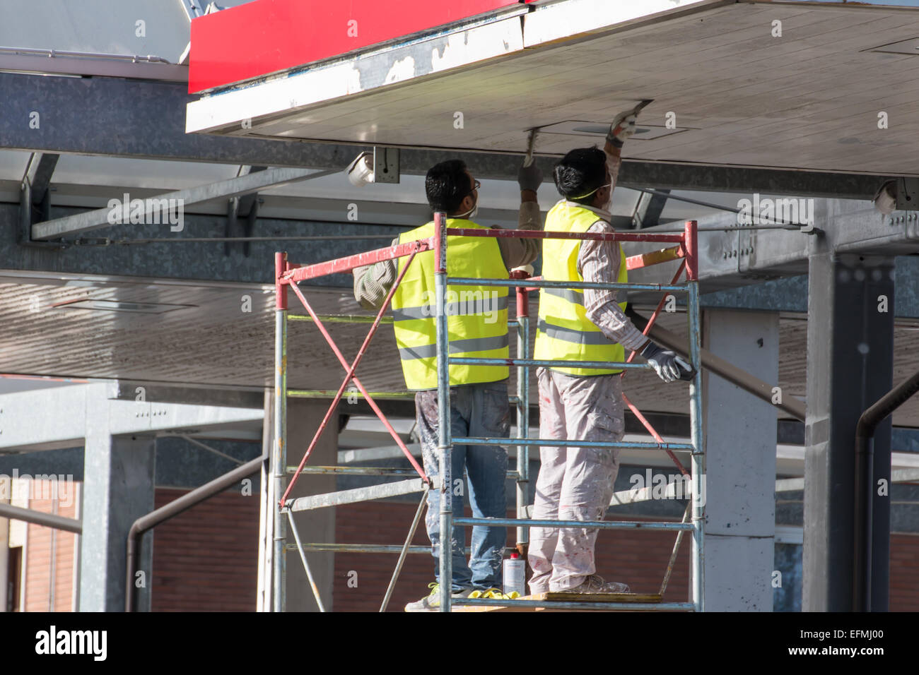 Scraping Off Stock Photos & Scraping Off Stock Images - Alamy