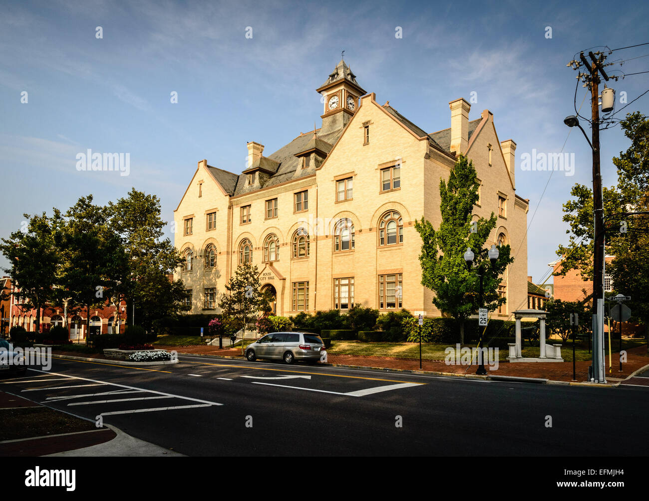 Winchester town hall hi-res stock photography and images - Alamy