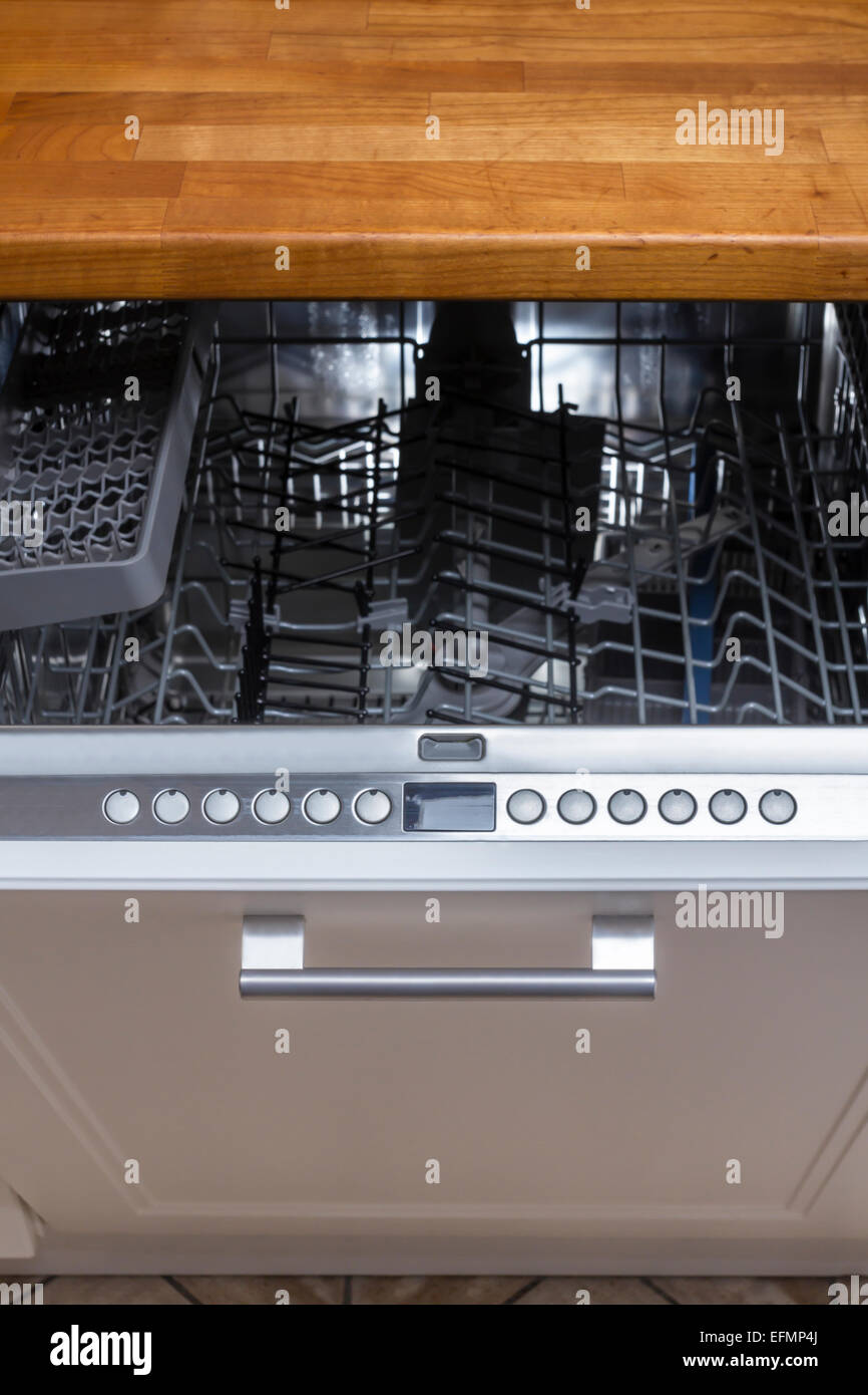 Empty dishwasher drawer hi-res stock photography and images - Alamy