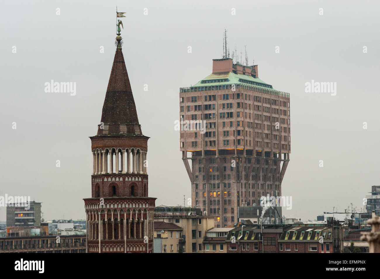 1950s skyscraper hi-res stock photography and images - Alamy