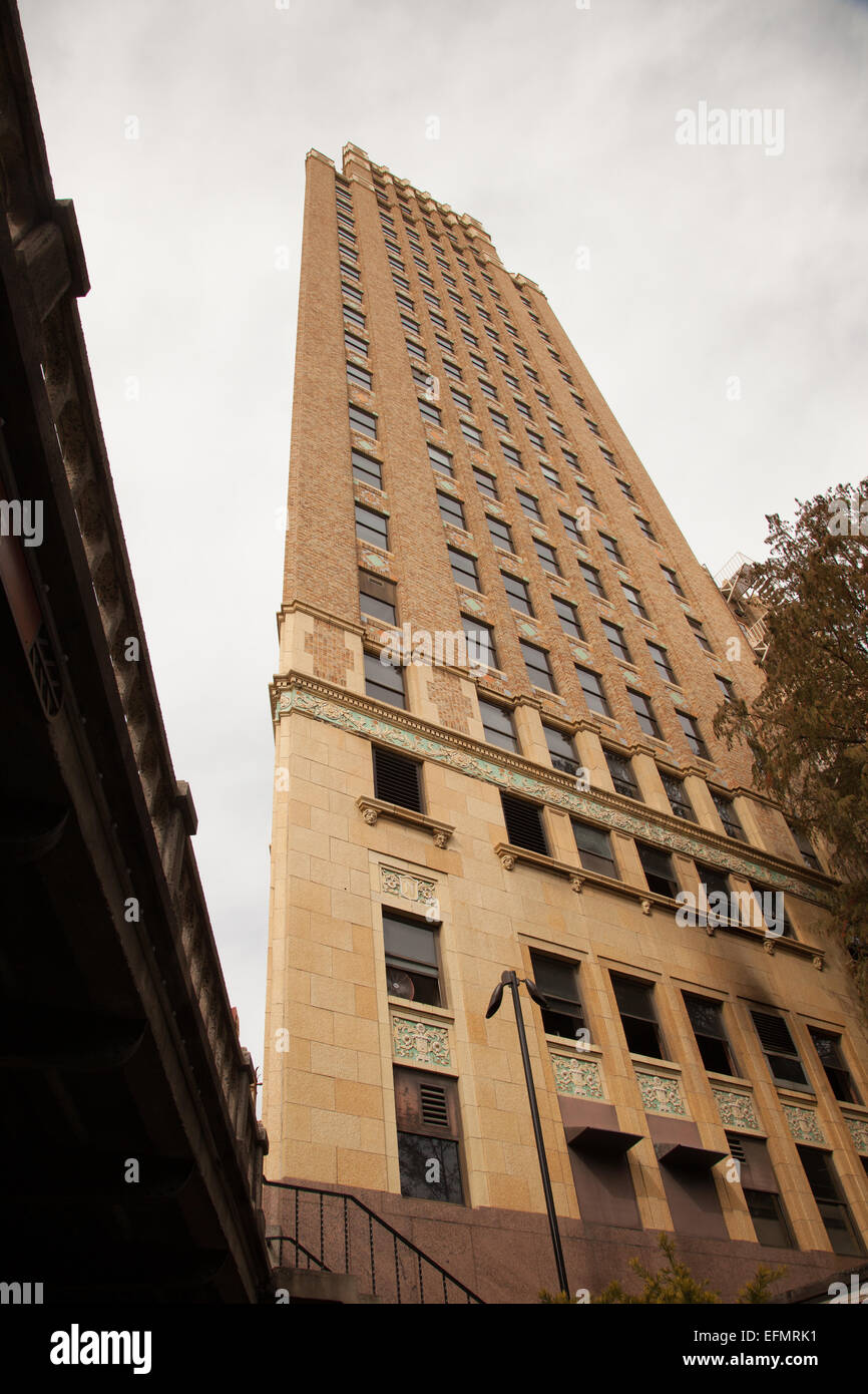 Flat Building at the San Antonio River Walk Stock Photo - Alamy