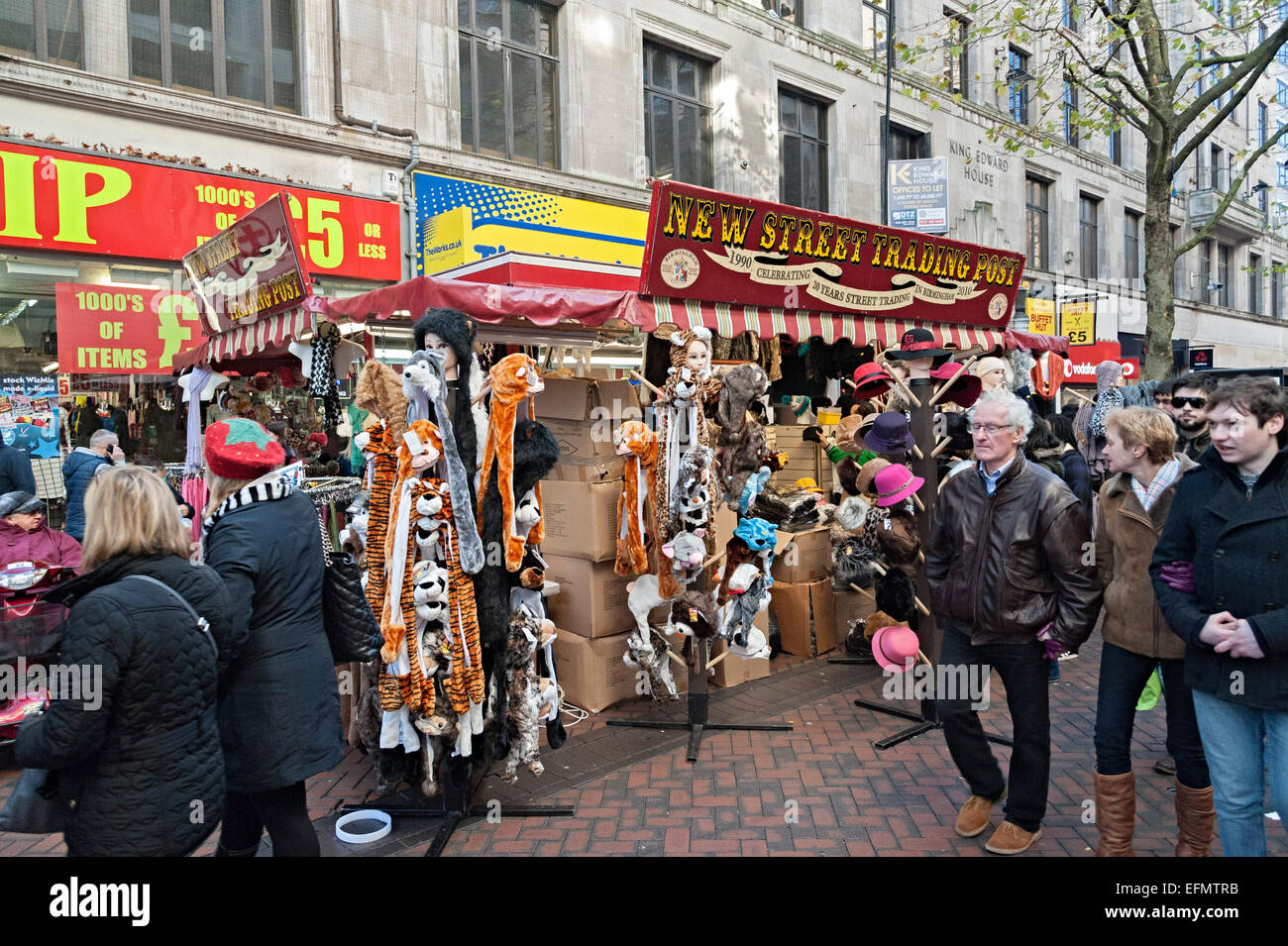 German market stall selling beer hi-res stock photography and images ...