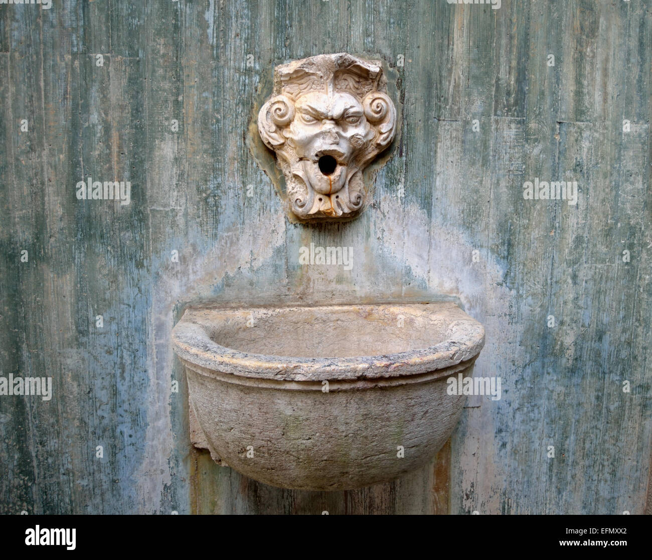 Water sprout hi-res stock photography and images - Alamy