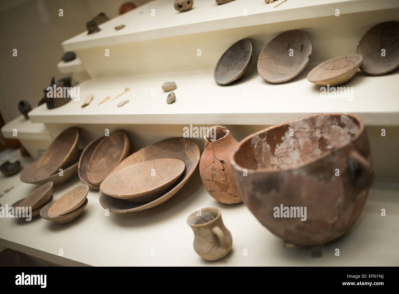 Museums and artifacts hi-res stock photography and images - Alamy